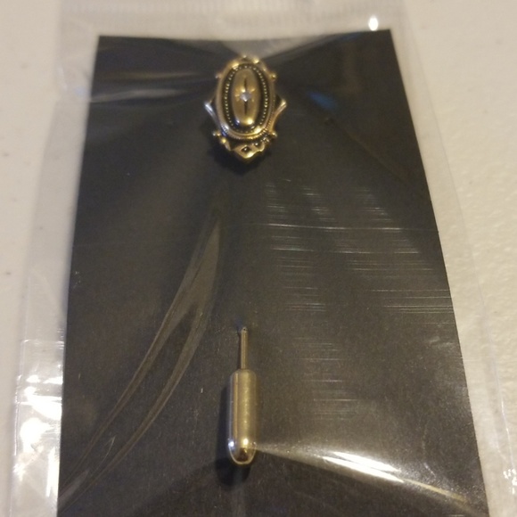 Jewelry | Vintage Women Lapel Pin | Poshmark